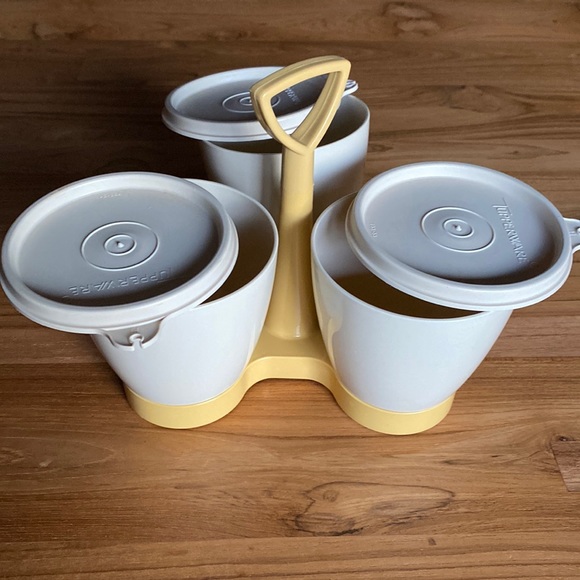 Tupperware | Kitchen | Tupperware Condiment X 3 Wlids Carry Tray Great ...